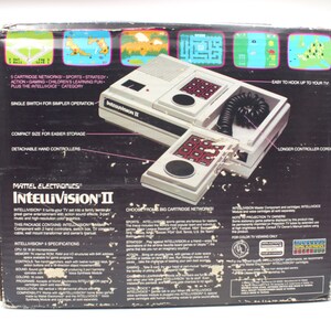 Vintage 1982 Intellivision II Video Game Console and Controllers ...
