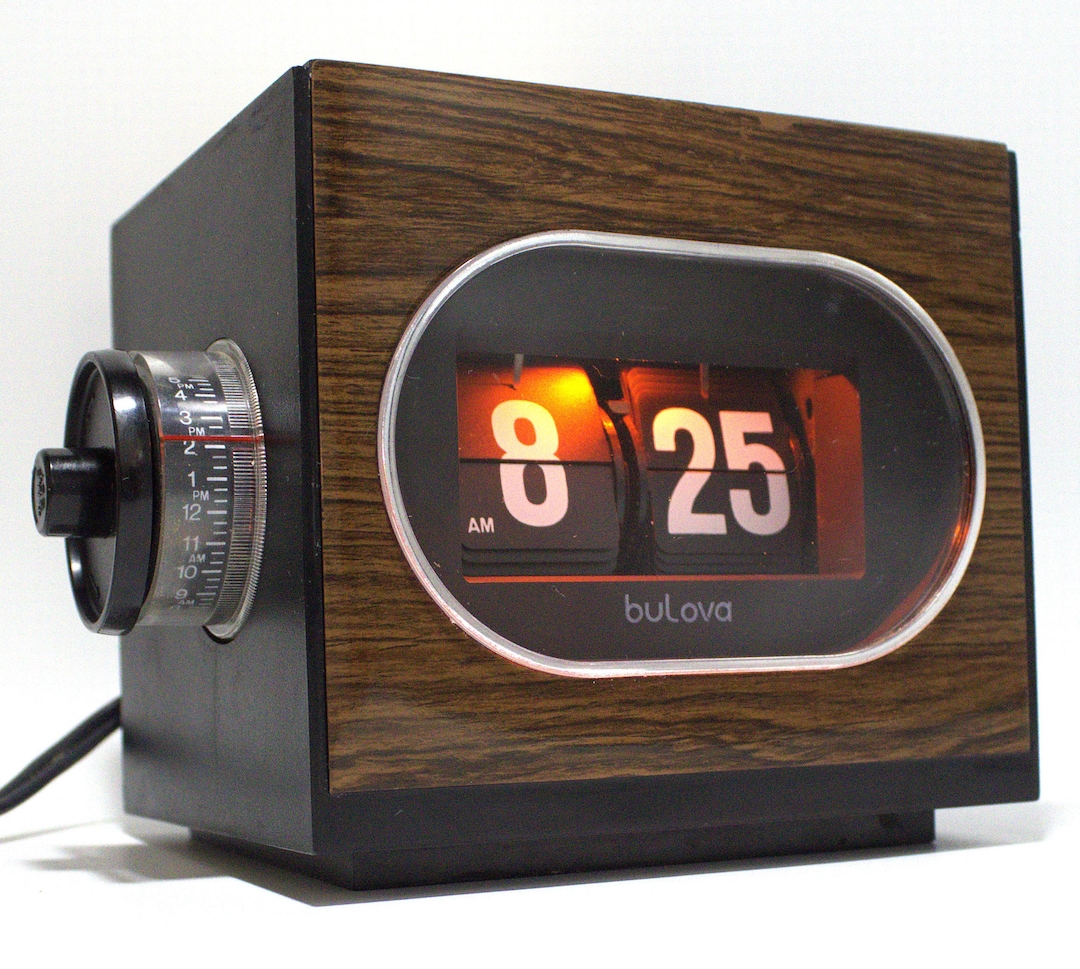 Vintage 1970s Bulova Flip Clock Cube Mod Design Woodgrain Black Chrome ...