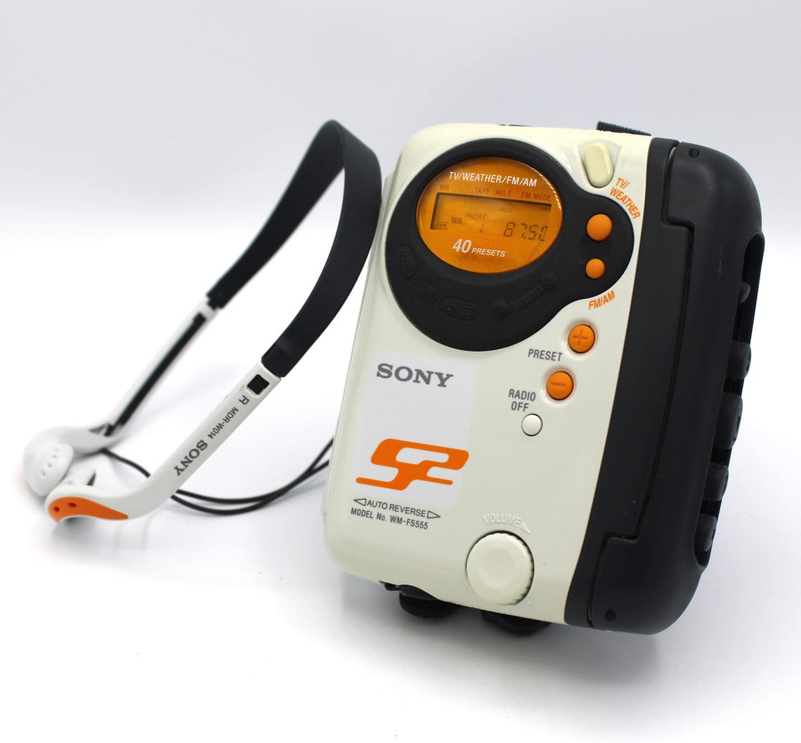Vintage Sony Walkman Sport Edition Stereo Cassette Tape Player Radio ...