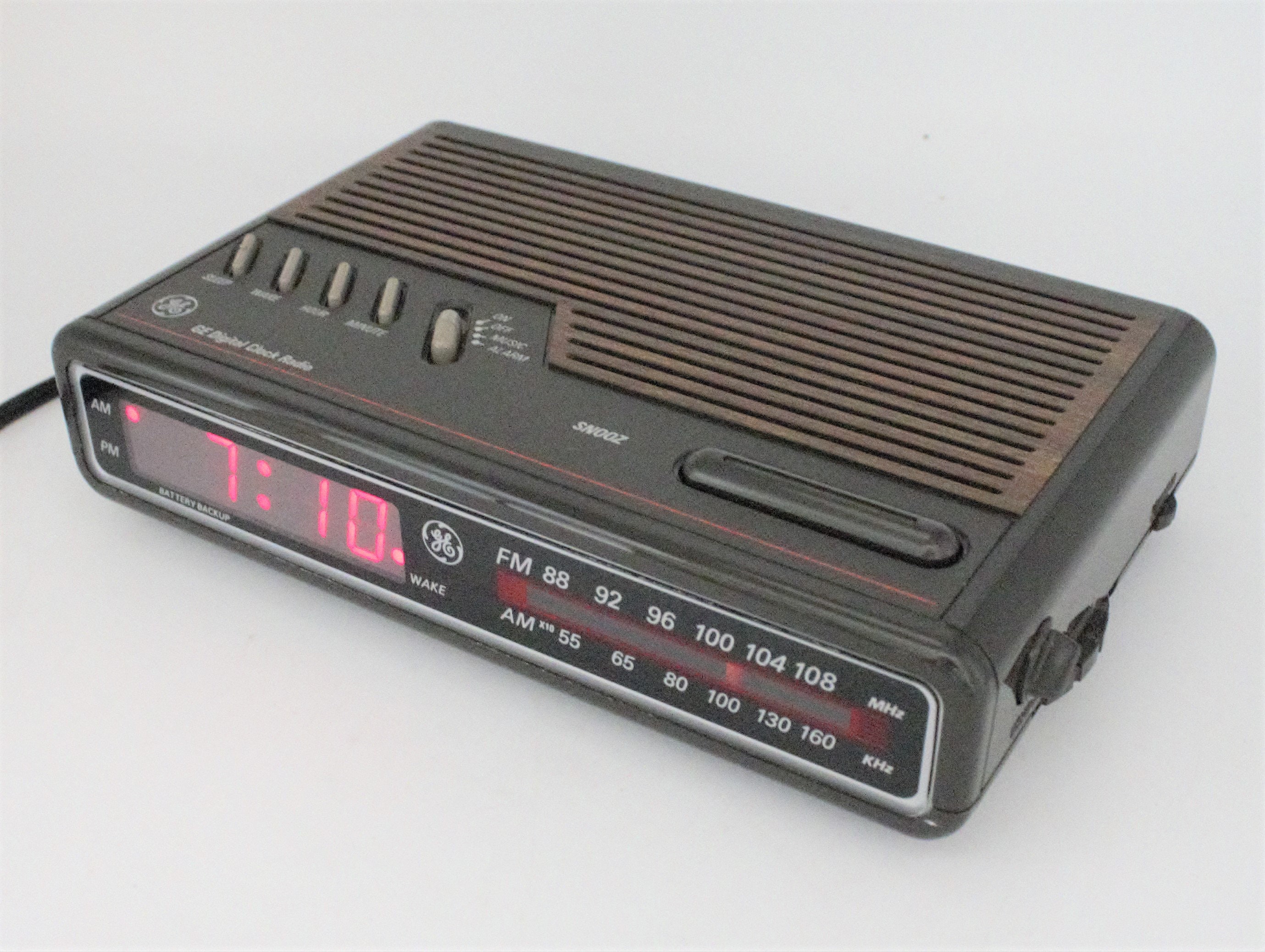 Vintage GE Digital Alarm Clock Radio Am/fm Tuner Red Lit LED - Etsy