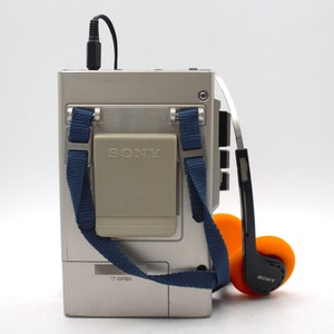 Vintage Sony Walkman F1 1980s Personal Stereo Cassette Tape Player FM ...
