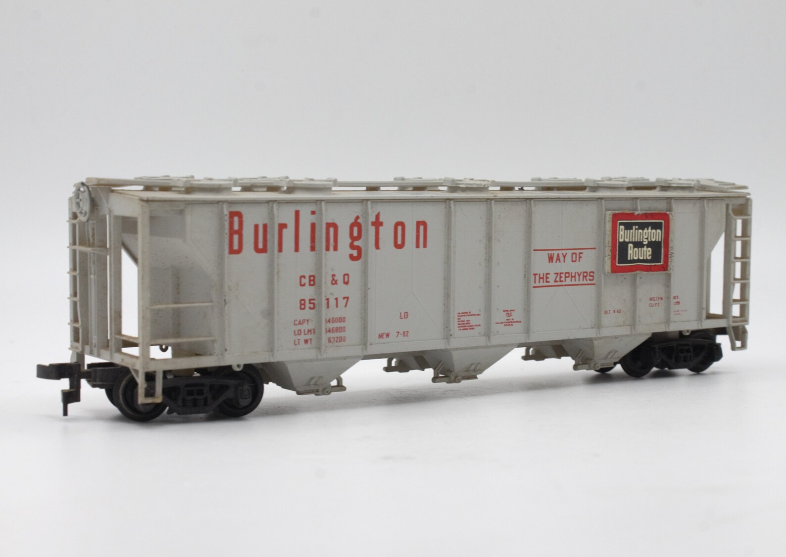 Vintage HO Scale Model Train Car Burlington Route Grain Car - Etsy