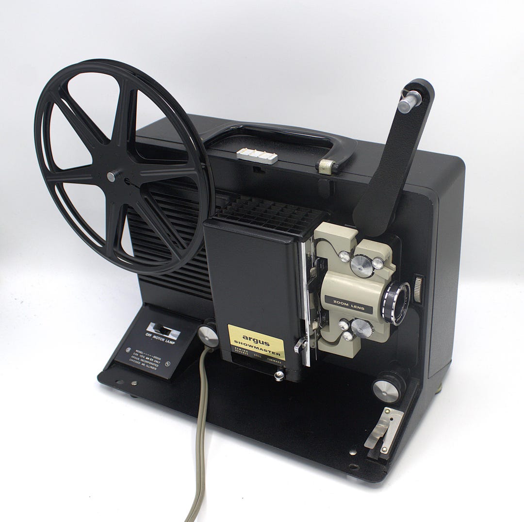 Vintage Argus Showmaster Home Movie Projector 8mm Reel Film Projection ...