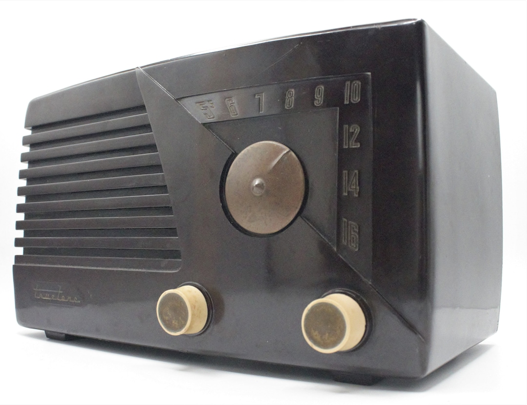 Vintage 1951 Tube Radio AM Receiver Truetone Bakelite Mid Century Art ...