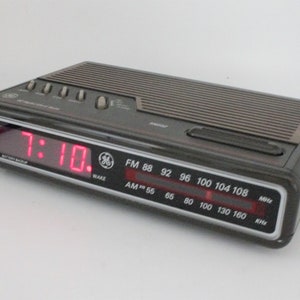 Vintage GE Digital Alarm Clock Radio Am/fm Tuner Red Lit LED - Etsy
