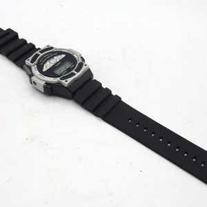 Vintage FM Radio Watch 1980s Digital Quartz Watch FM Receiver With ...