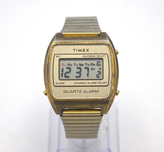 Vintage 1980s Timex digital watch gold tone chronogra… - Gem