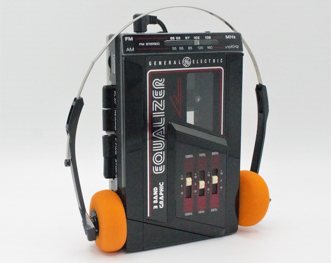 Vintage 1980s GE Equalizer Personal Stereo Cassette Player Am/fm Radio ...