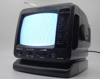 Vintage 5 B&W TV Radio Portable Mini Tube Television Am-fm Tuner ...
