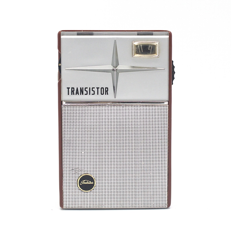 Vintage 1950s Toshiba 5 Transistor Superheterodyne AM Receiver Radio ...