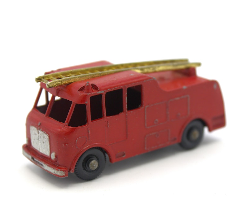Vintage 1960s Matchbox Fire Truck Fire Engine No. 9 Die Cast Miniature ...