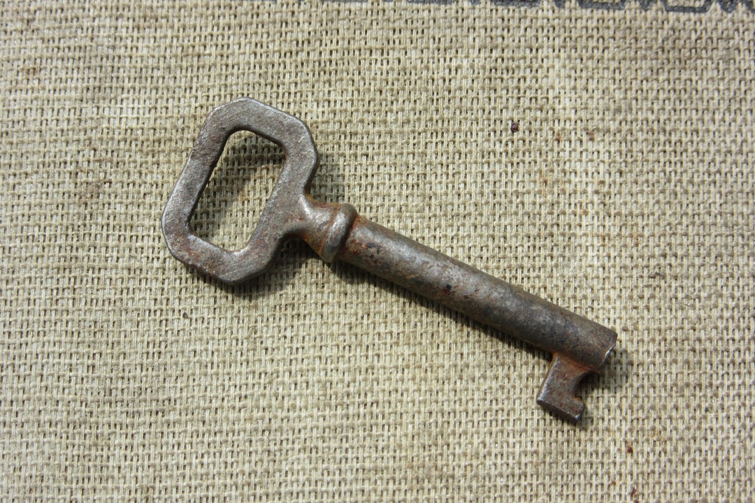Real Antique Key Metal Hollow Barrel Skeleton Key Authentic Vintage Key ...