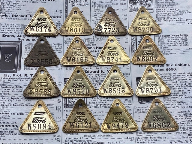 View Numbered Tags & Tokens by TheOldTimeJunkShop on Etsy