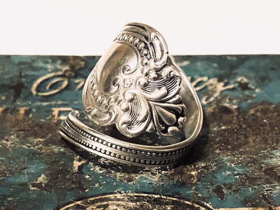 Antique Spoon Ring Ornate Victorian Sterling Silver 9… - Gem
