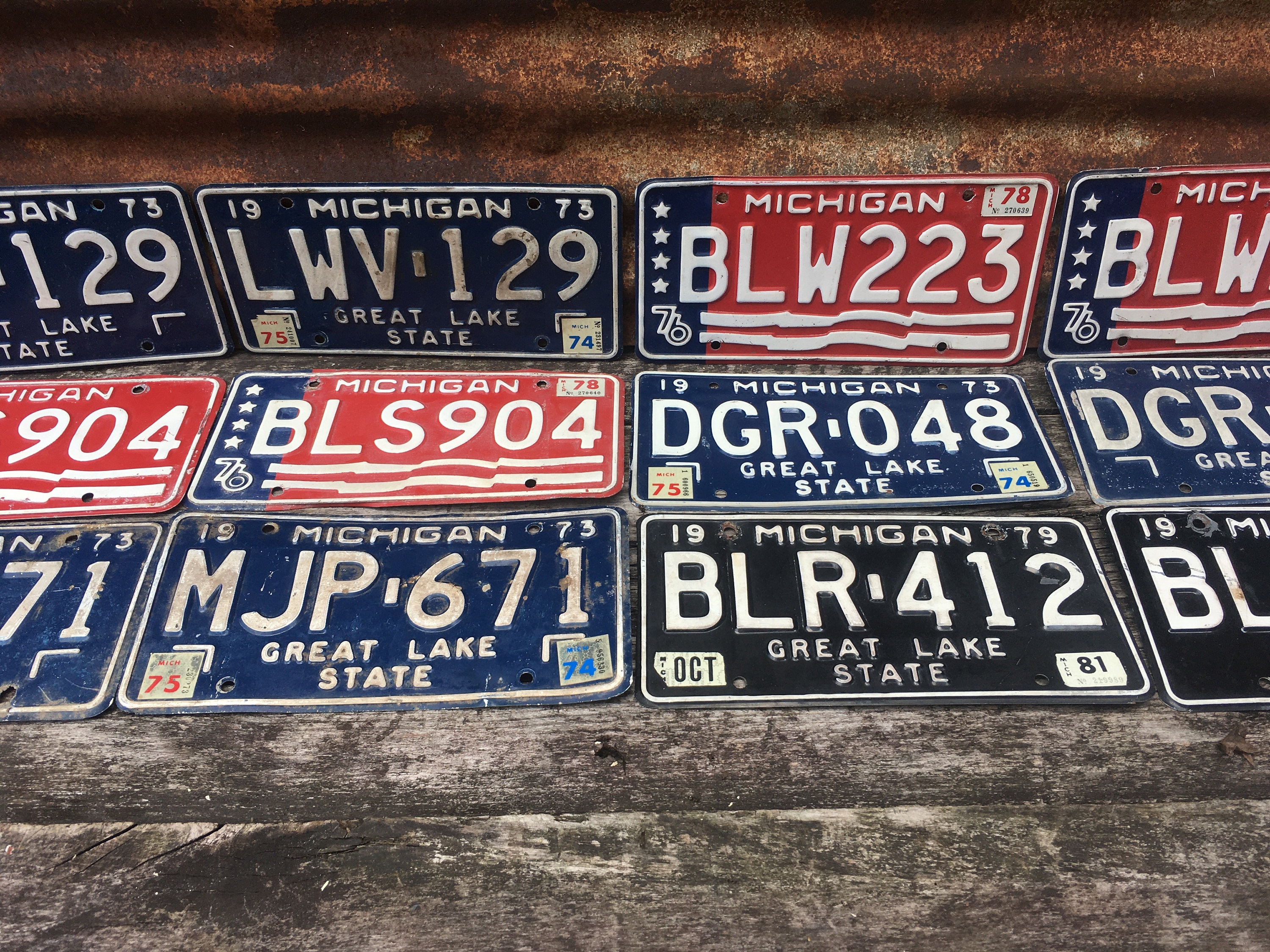 PICK VINTAGE SINGLE MICHIGAN 1976 BICENTENNIAL LICENSE PLATES Antique Man Cave Online Store pick-vintage-single-michigan-1976-bicentennial-license-plates-antique-man-cave-online-store