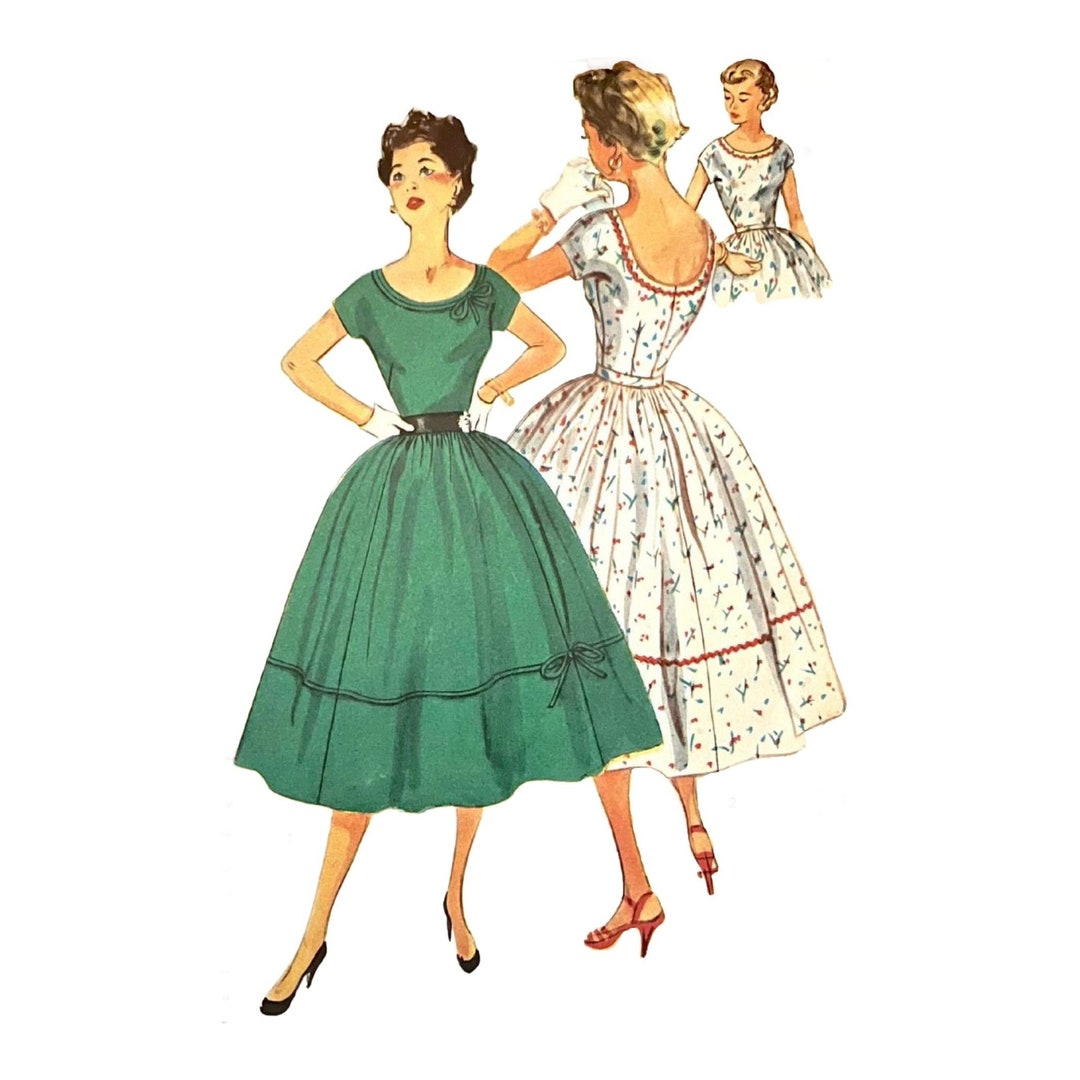 Vintage 1950s Simplicity Juniors' Full Skirted Dress Pattern 4637 ...