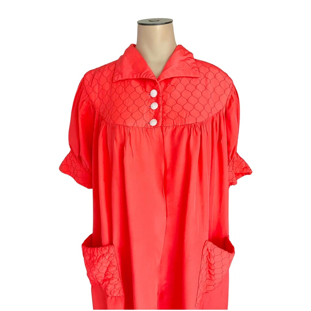 Vintage 1950s 60s Misses' Styled by Waylon Coral Housecoat Robe // S M ...