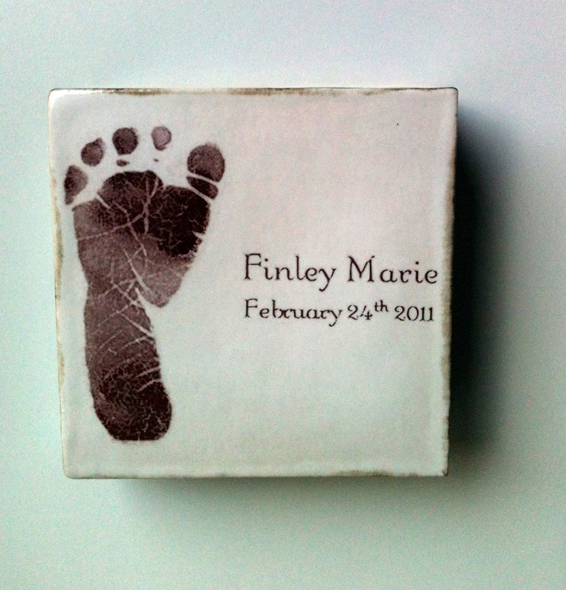 Personalized Keepsake Picture Box of Baby's Footprint - Etsy