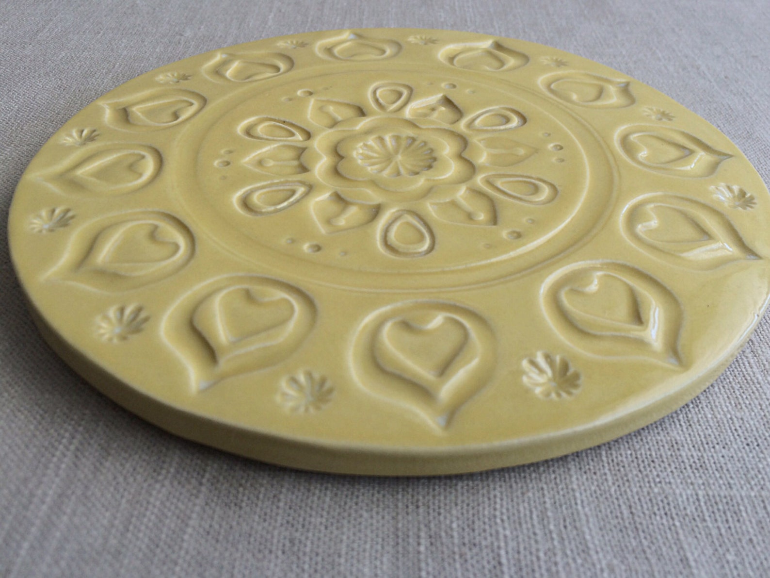 Handmade Ceramic Trivet/hot Plate - Etsy