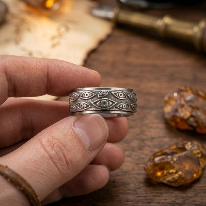 Vintage Eye Ring, Rotating Spinner Ring for Men, Stainless Steel Fidget ...