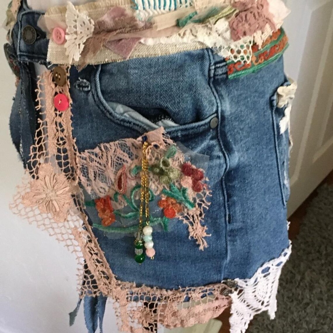OOAK Custom Upcycled Denim Boho Lace Embroidered Belt Size 31 to 32 - Etsy