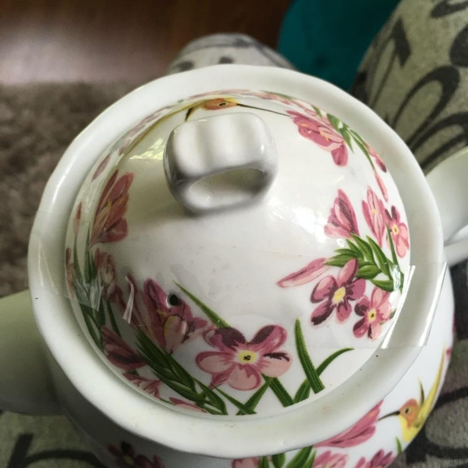 Teapot Floral Vintage With Hummingbird Motif, Pink, White, Green ...
