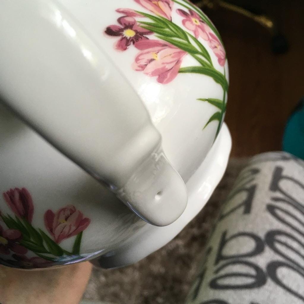 Teapot Floral Vintage With Hummingbird Motif, Pink, White, Green ...