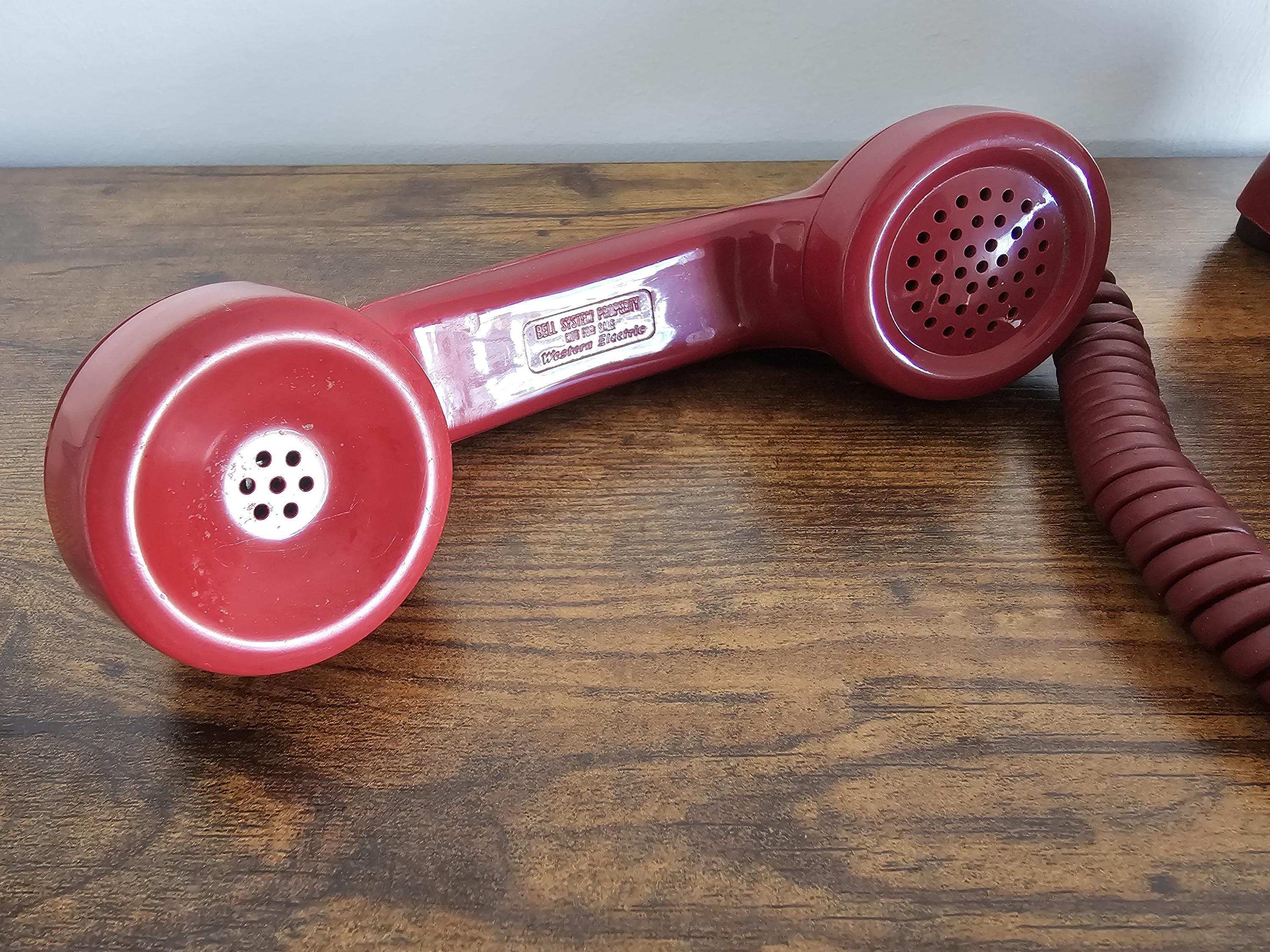 Vintage 500 Bell Systems Western Electric Red Rotary Desk Telephone ...