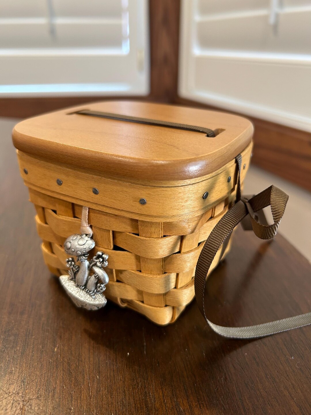 Longaberger Mulberry Basket Gift Box With Khaki Check Liner ...