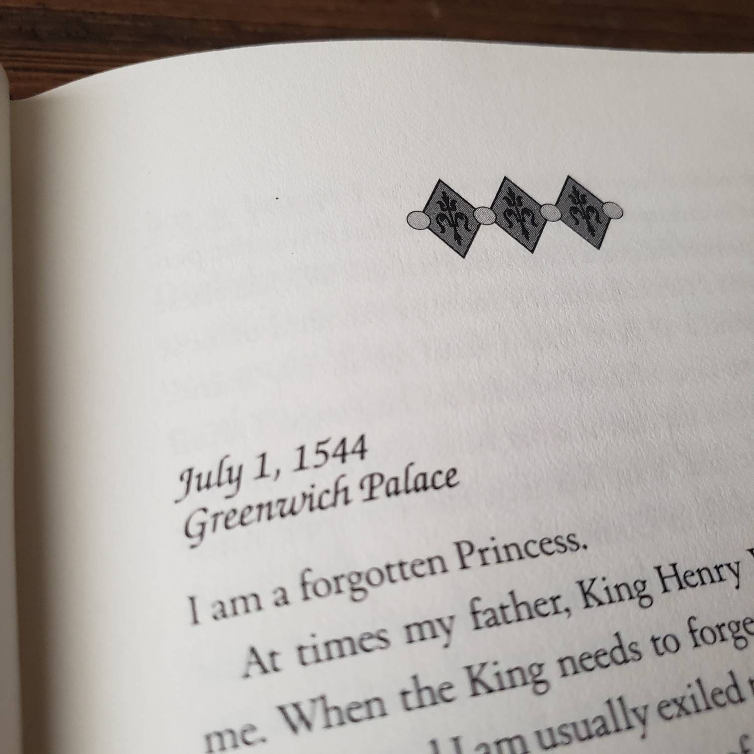 The Royal Diaries, Elizabeth I: Red Rose of the House of Tudor. by ...