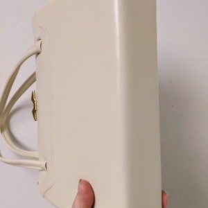Vintage 1960s 60s Cream Ivory Vinyl Leather Lined Purse Pocketbook ...