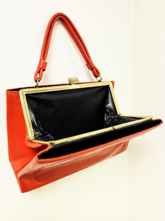 Vintage 1960s Red Mod Vinyl Mock Pocket Handbag Pocke… - Gem
