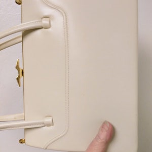 Vintage 1960s 60s Cream Ivory Vinyl Leather Lined Purse Pocketbook ...