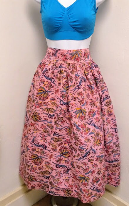 Vintage 1940s 40s L Novelty Print L Zebra L Floral L Rayon Vintage 1940s 40s L Novelty Print L Zebra L Floral L Rayon