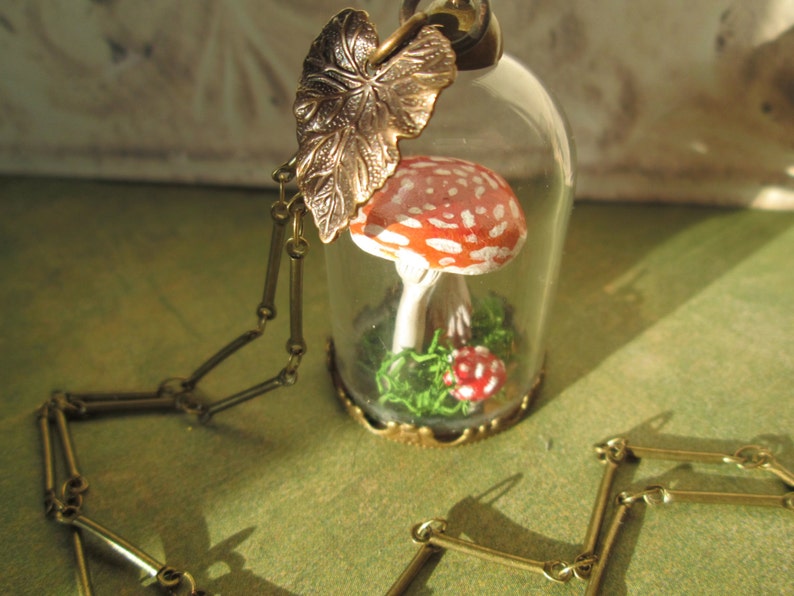 Miniature Toadstool Terrarium Necklace - Etsy