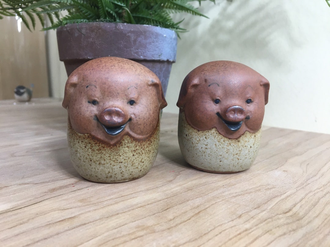 Cute Pig Salt and Pepper Studio Pottery Japan - Etsy