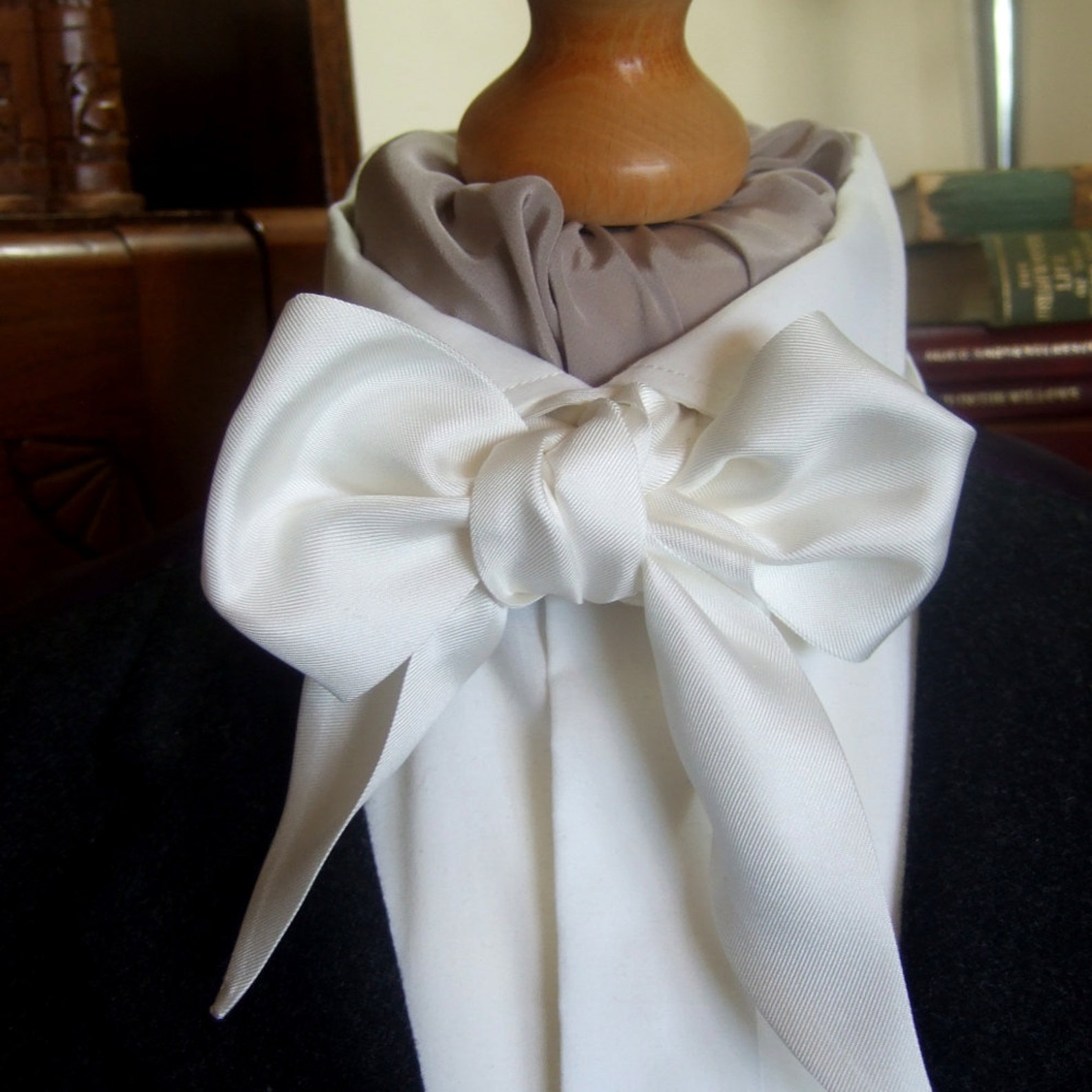 Victorian Bow Tie Cravat Ascot In Natural White 100 Silk Etsy