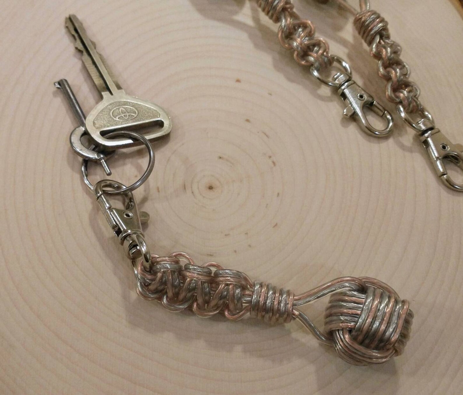 Speaker Wire Monkey's Fist Keychain, Nautical Knot Key Ring - Etsy