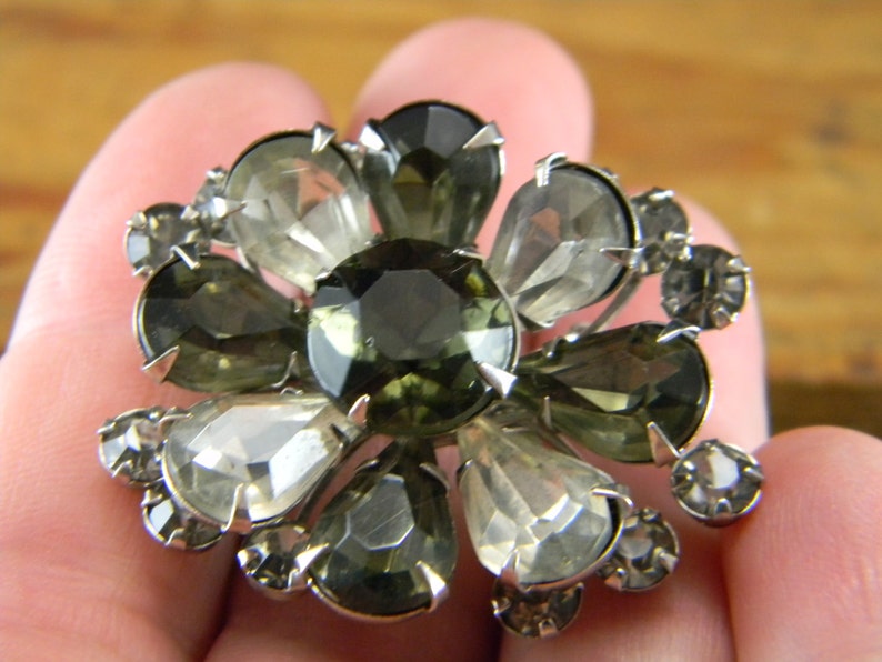 Vintage Green and Clear Pear Shape Rhinestone Brooch - Etsy