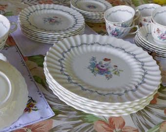 Crown Chelsea English China Scalloped Edge Gold & Cobalt Blue - Etsy