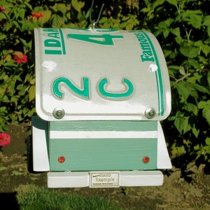 Vintage Style Teardrop Trailer Birdhouse, Wood Camper Bird House ...