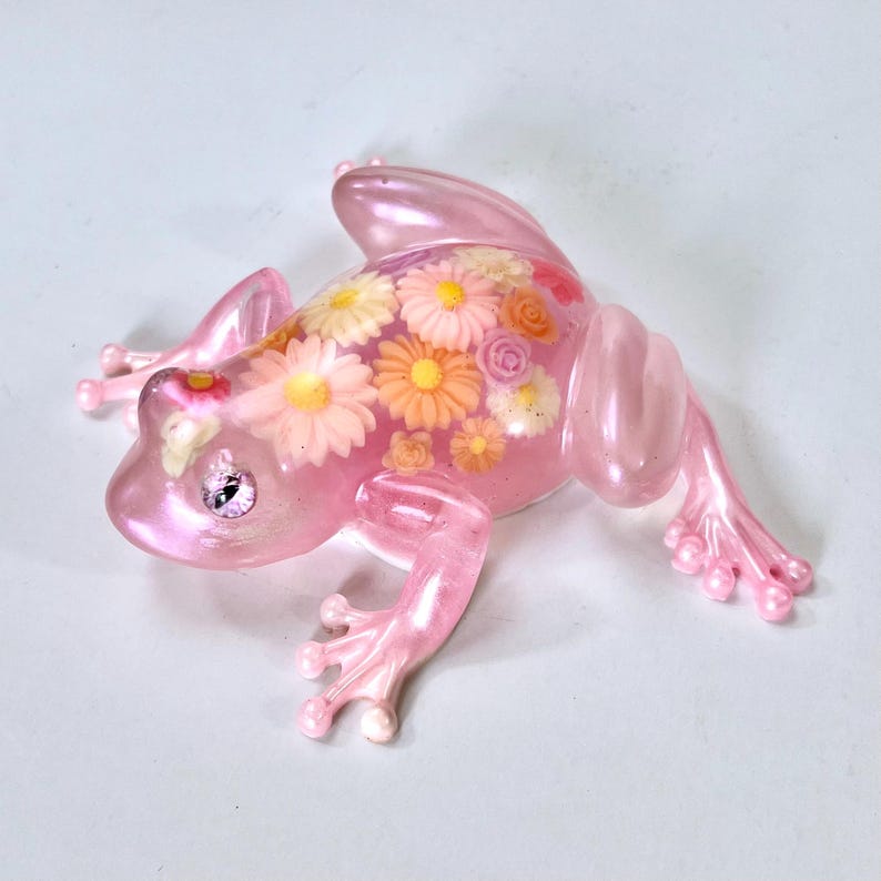 Handmade Pink Flower Bead Resin Frog Art Figurine • Home & Garden Decor ...