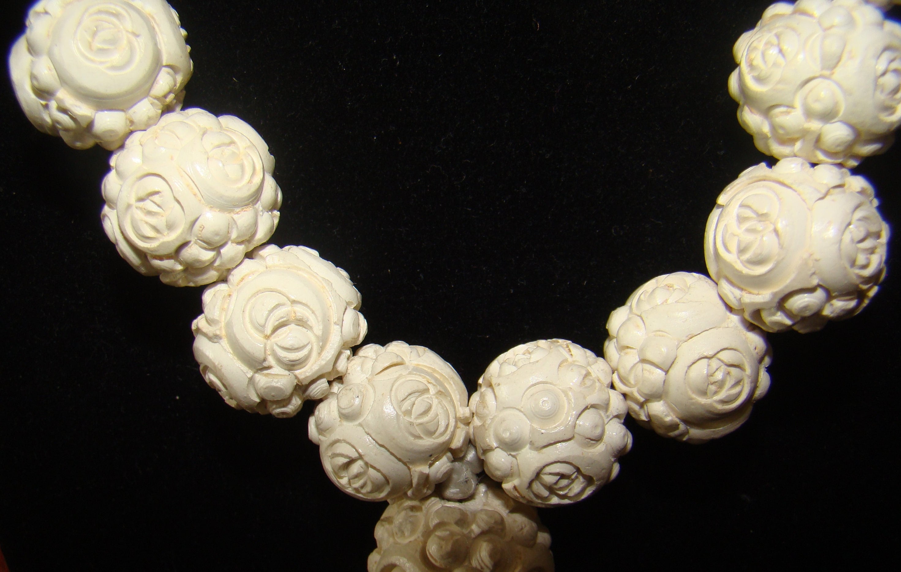 Gorgeous Carved Bone Single-strand Large Beaded Necklace - Etsy