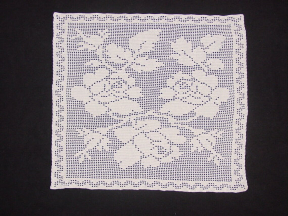 Vintage Style Rose Filet 22 Square Table AccentFREE | Etsy