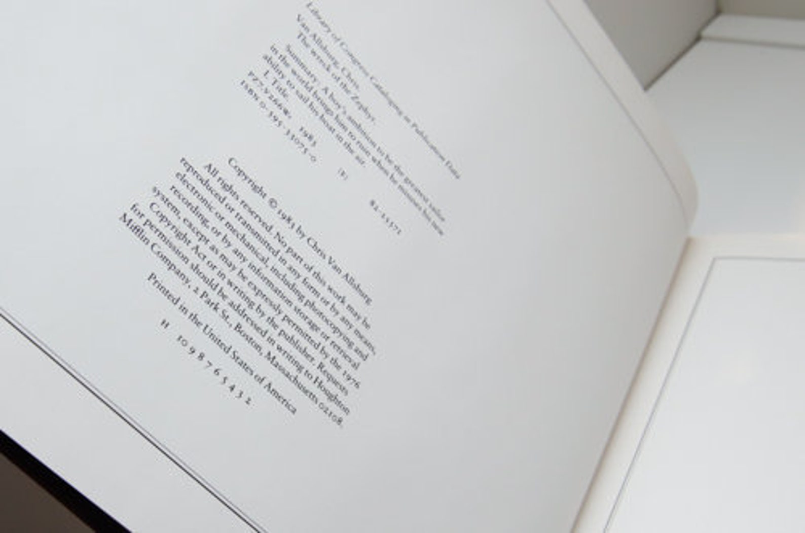 Chris Van Allsburg the Wreck of the Zephyr - Etsy