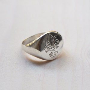 Fleur De Lis Signet Ring, Hand Engraved Sterling Silver, Unisex - Etsy