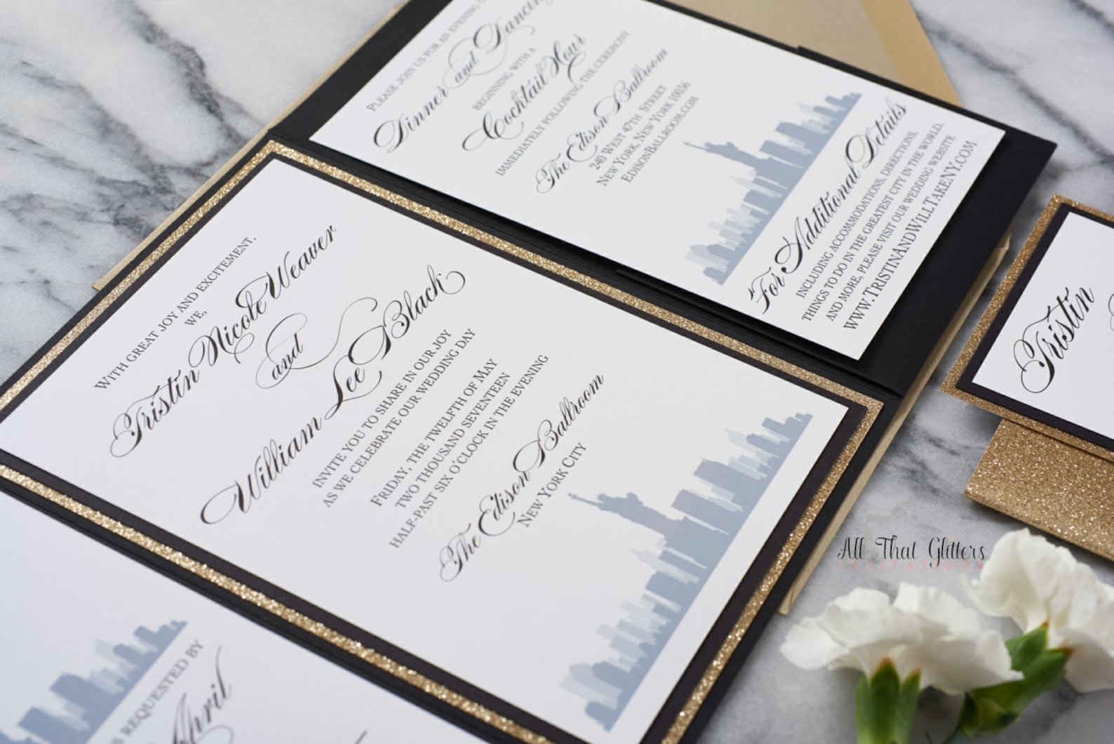 Skyline Wedding Invitations in Pocketfolder Cityscape - Etsy