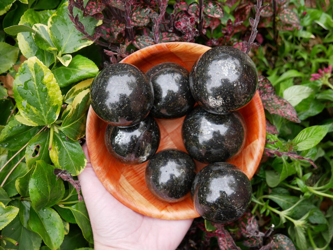 Coppernite SPHERES Crystal Spheres Polished Coppernite Orbs Balls ...