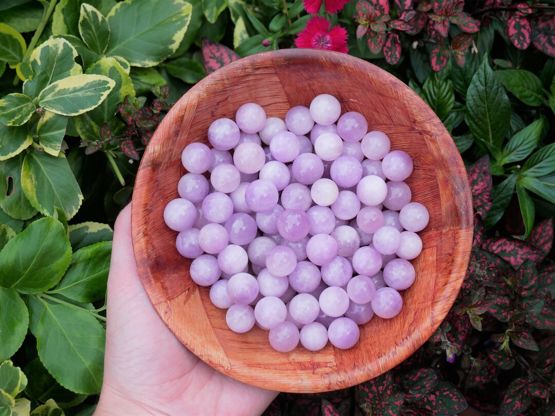 Kunzite TINY Spheres Crystal Spheres Crystal TINY Orbs - Etsy