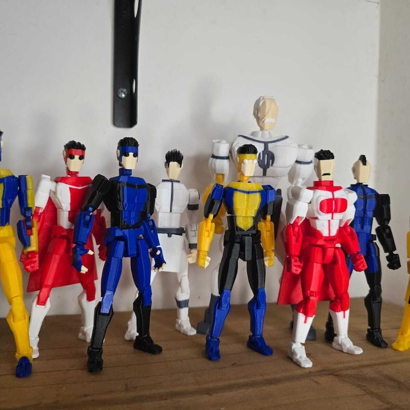 Invincible Mark Grayson Figure - Etsy